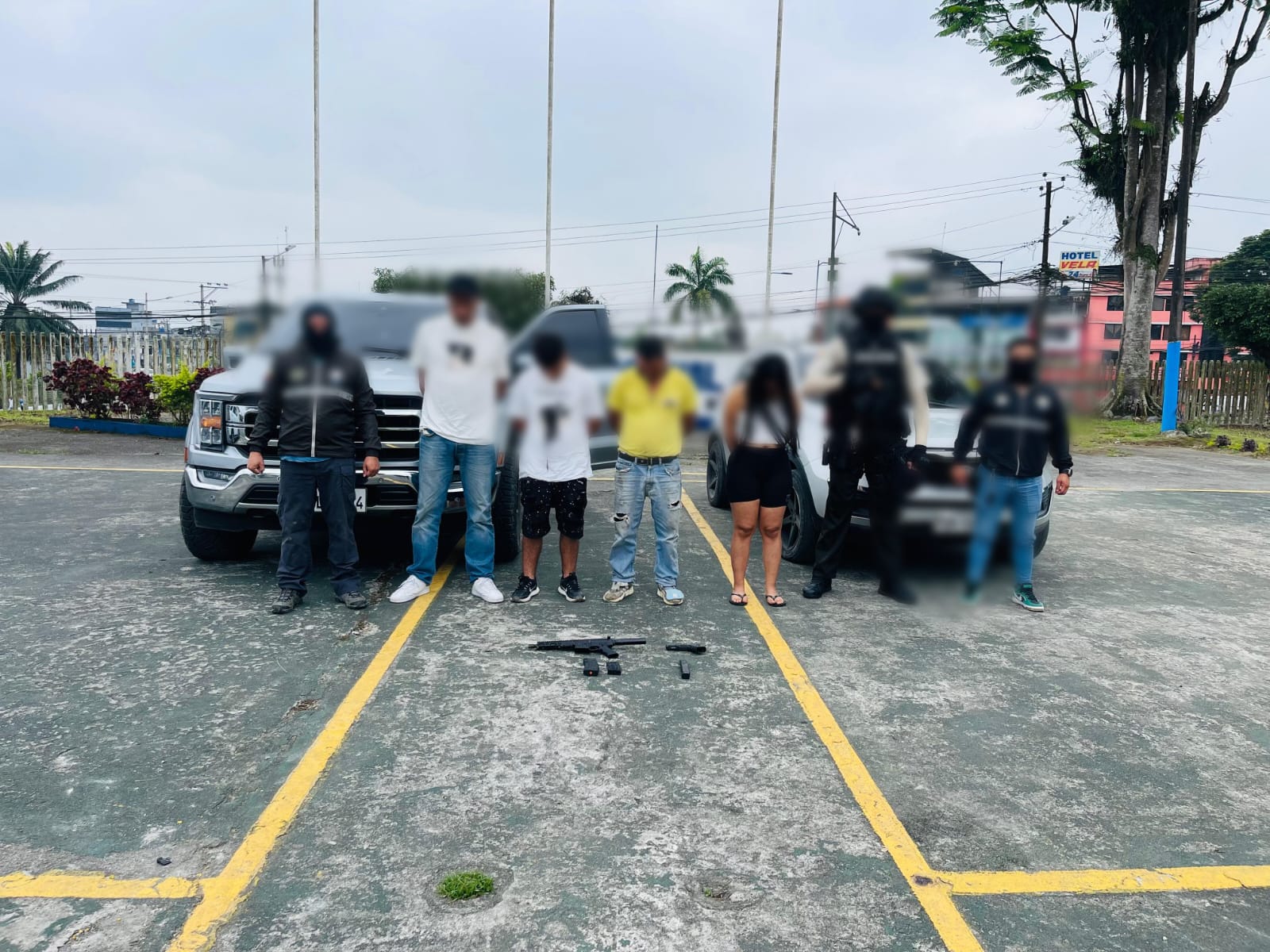 Operativo policial desmantela presunto centro de acopio de armas de Los Lobos – RADIO COLOSAL